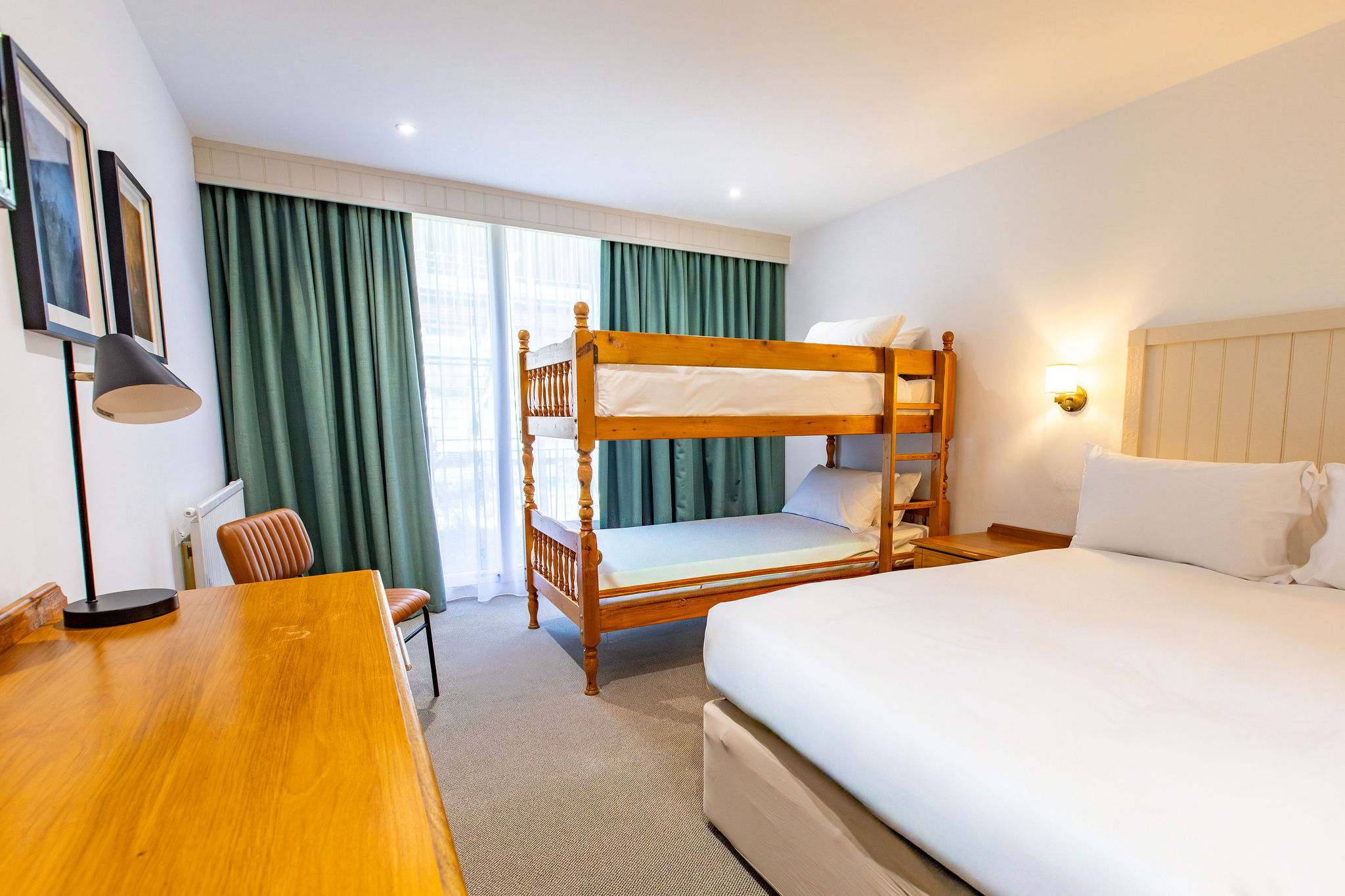 Marwell Hotel Winchester South | Family-Friendly Hotel Near Marwell Zoo